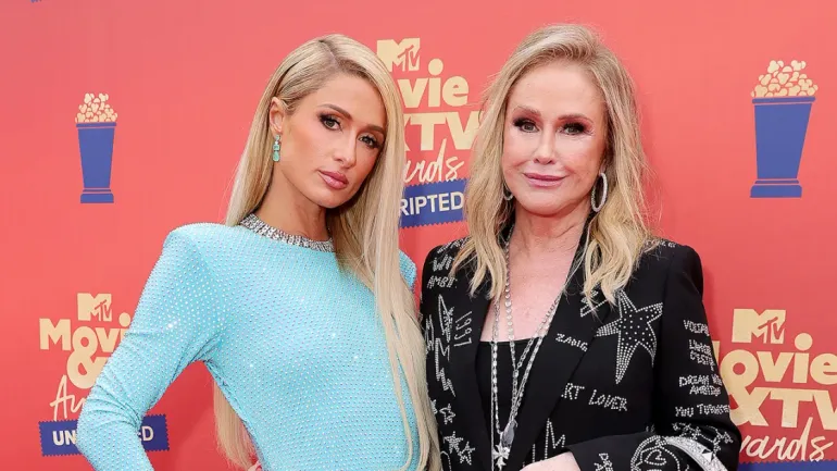 The Fascinating World of Dog Cloning: A Look into Paris Hilton’s Cloned ...